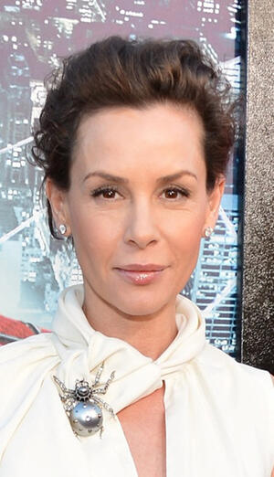 Embeth Davidtz